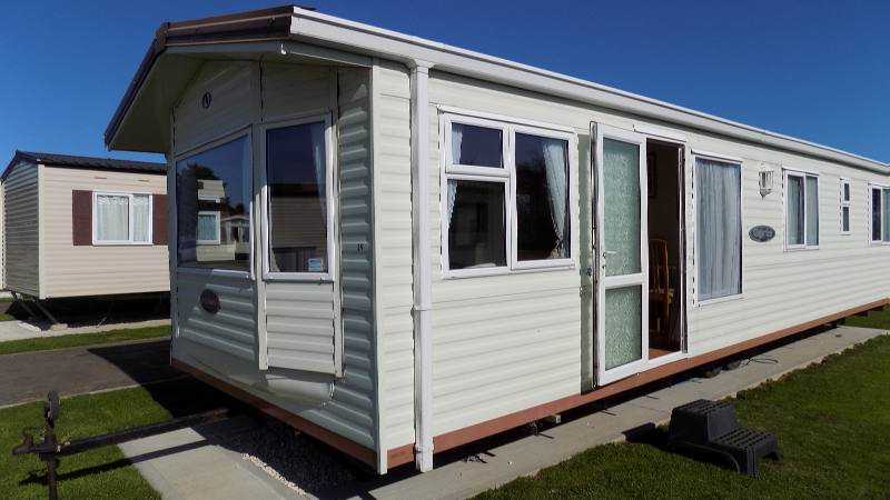 Pre Owned BK Bluebird Caprice 2006 for Sale | Static Caravan Holiday Home